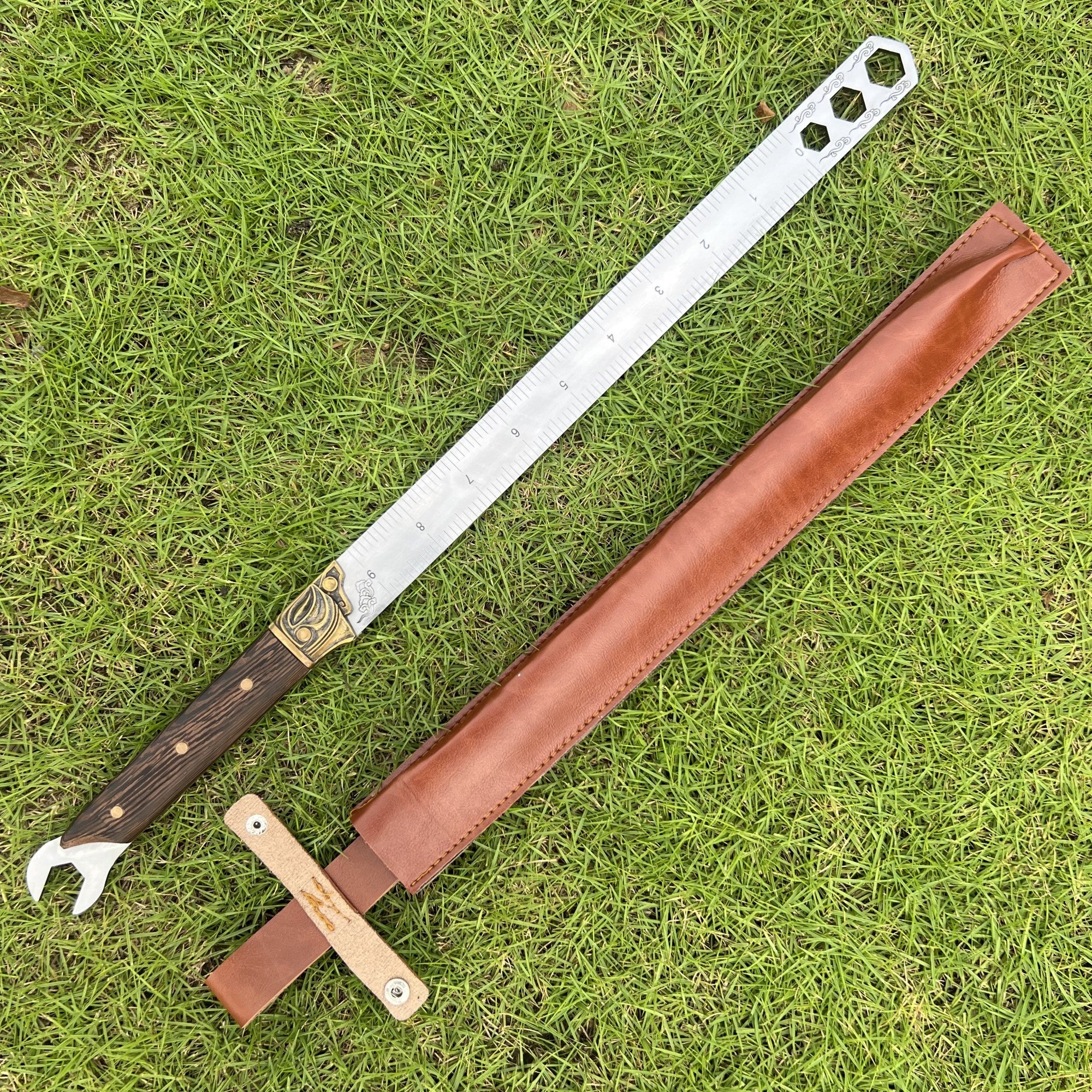 Defense Ruler wrench ,car wrench,self-defense tool – LEOEON